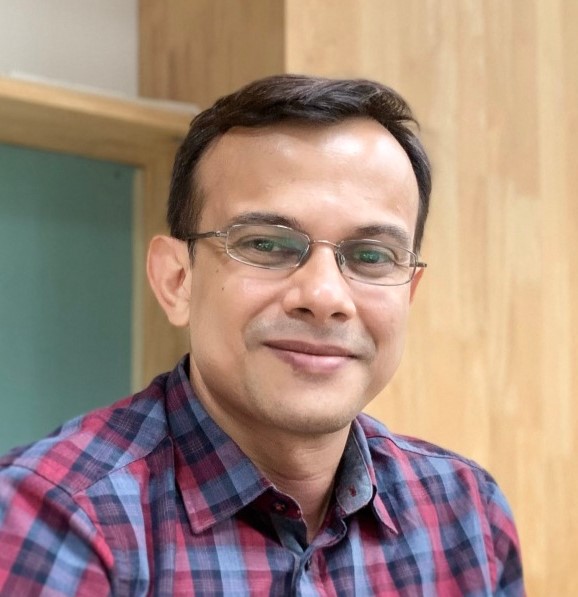 Intracellular Quality and Metabolic Control from E. coli to Homo sapiens